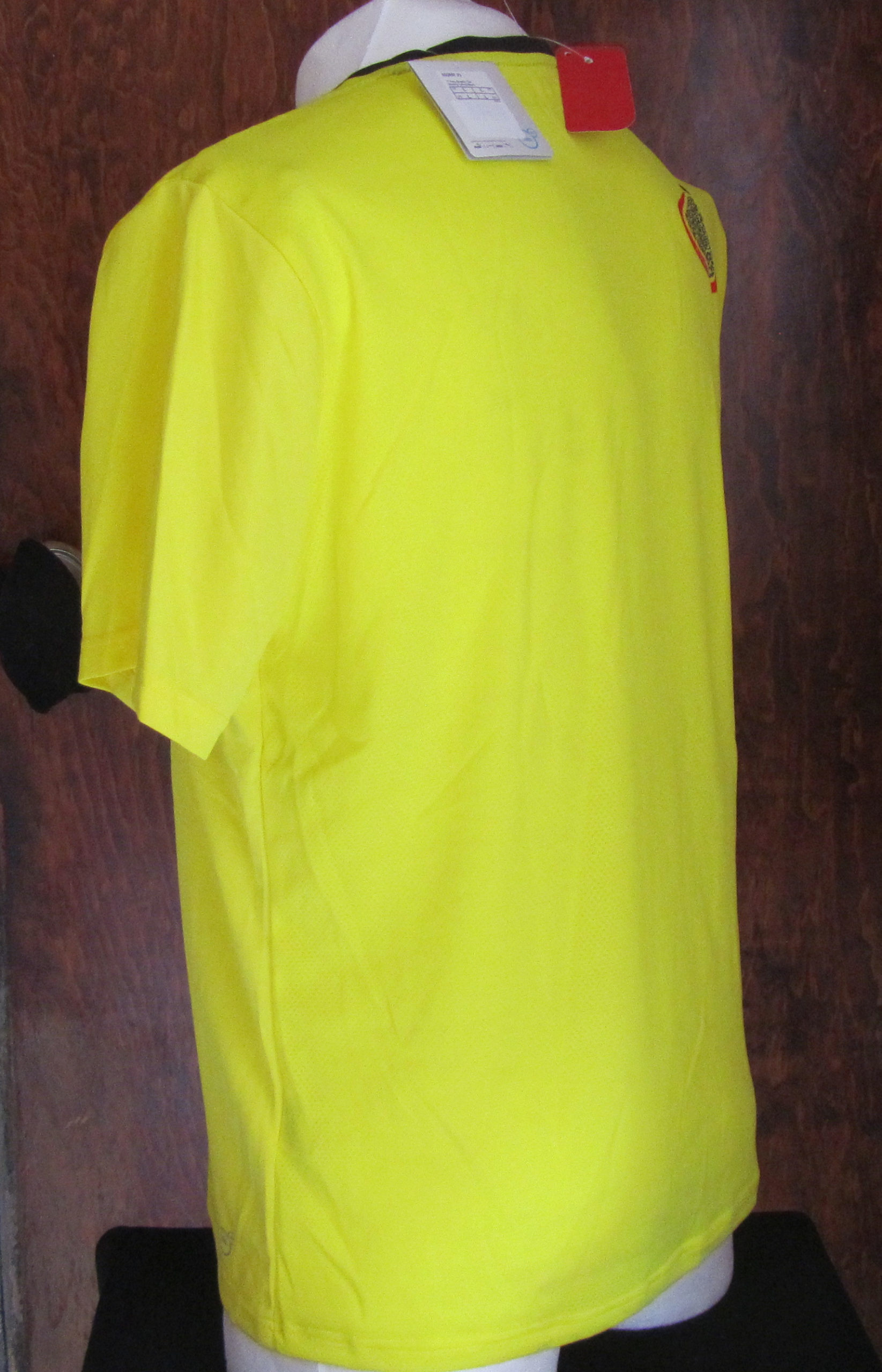 PUMA PLAYERA IT KING GRAPHIC TEE AMARILLO FOSFORESCENTE ...